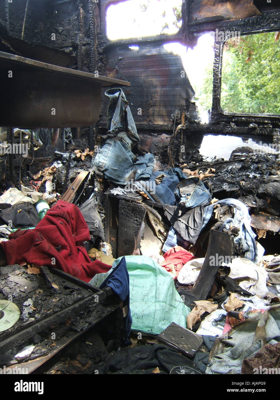 burned camper van Stock Photo - Alamy