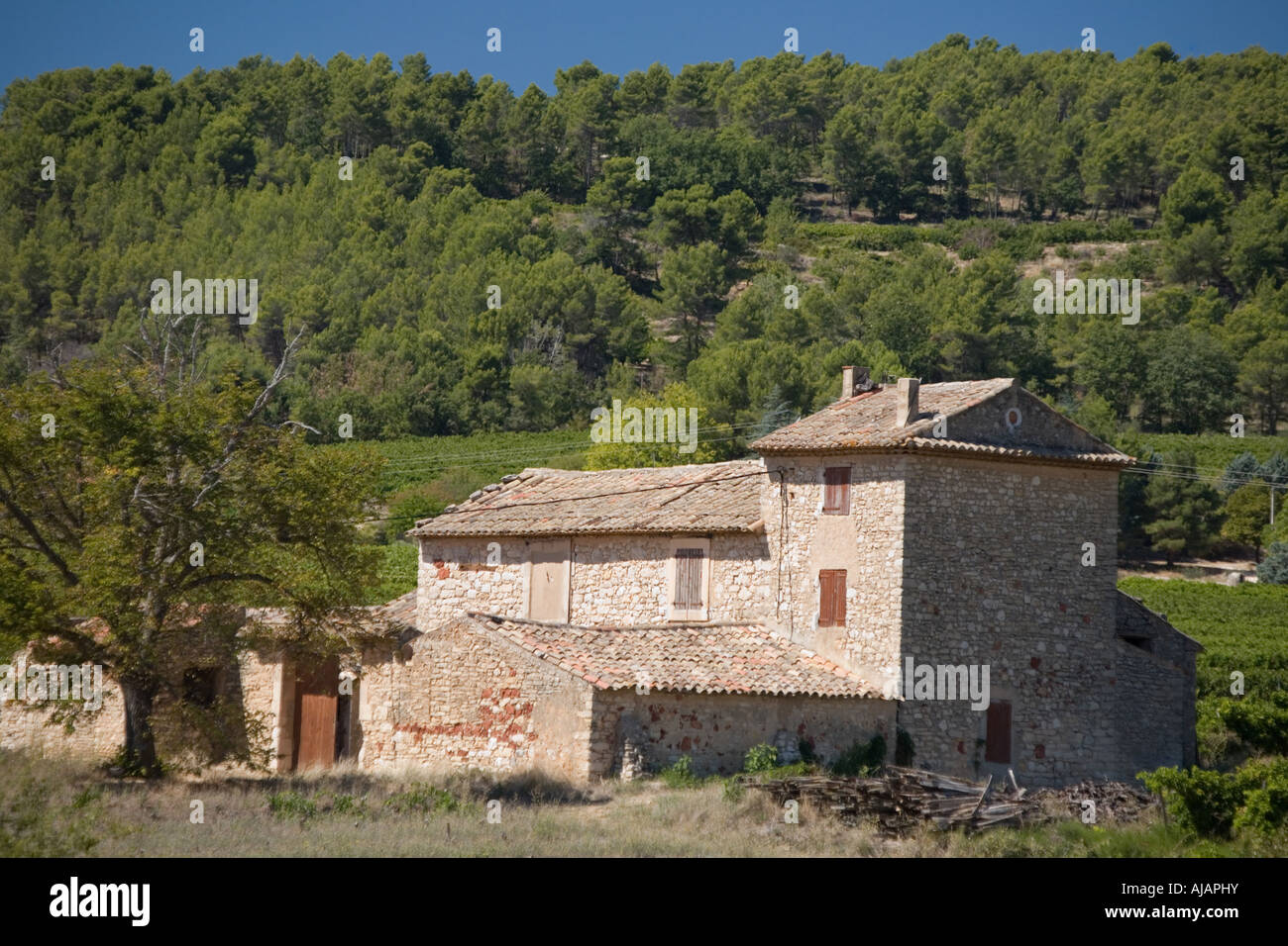 Rural stone house in France Stock Photo - Alamy