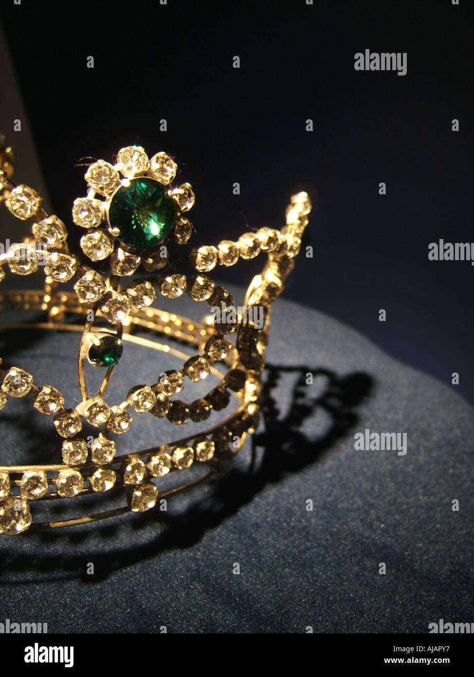 Miss princess world beauty contest hi-res stock photography and images ...