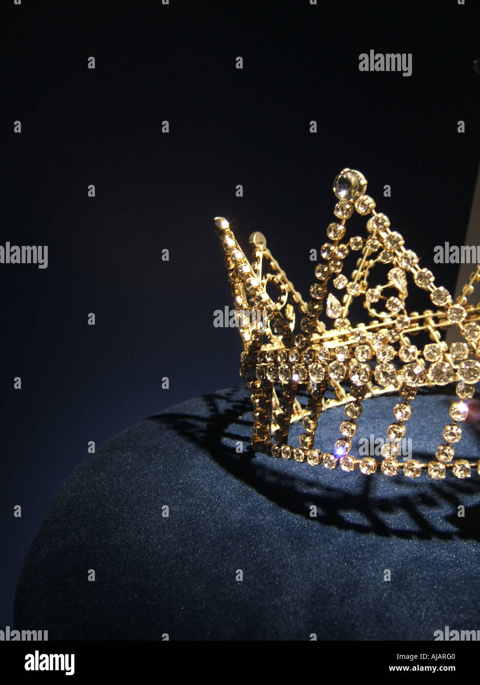 Miss princess world beauty contest hi-res stock photography and images ...