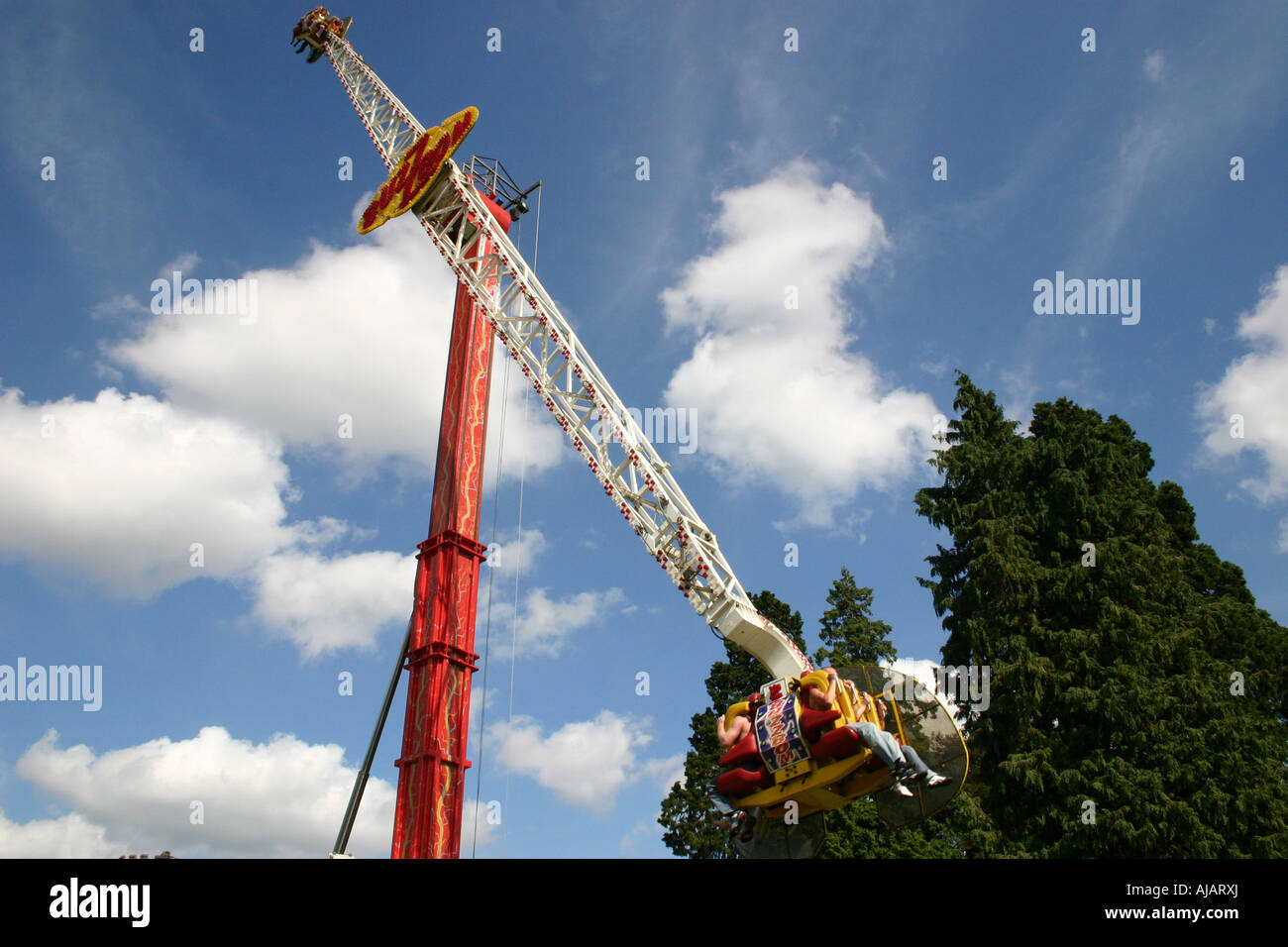 Scary fairground ride hi-res stock photography and images - Alamy