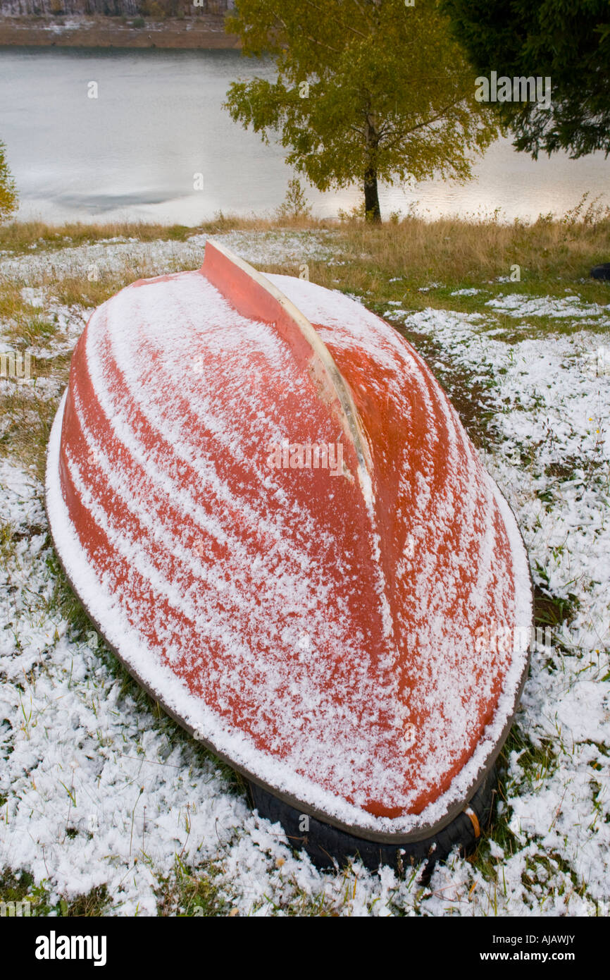 Inverted Boat High Resolution Stock Photography and Images - Alamy