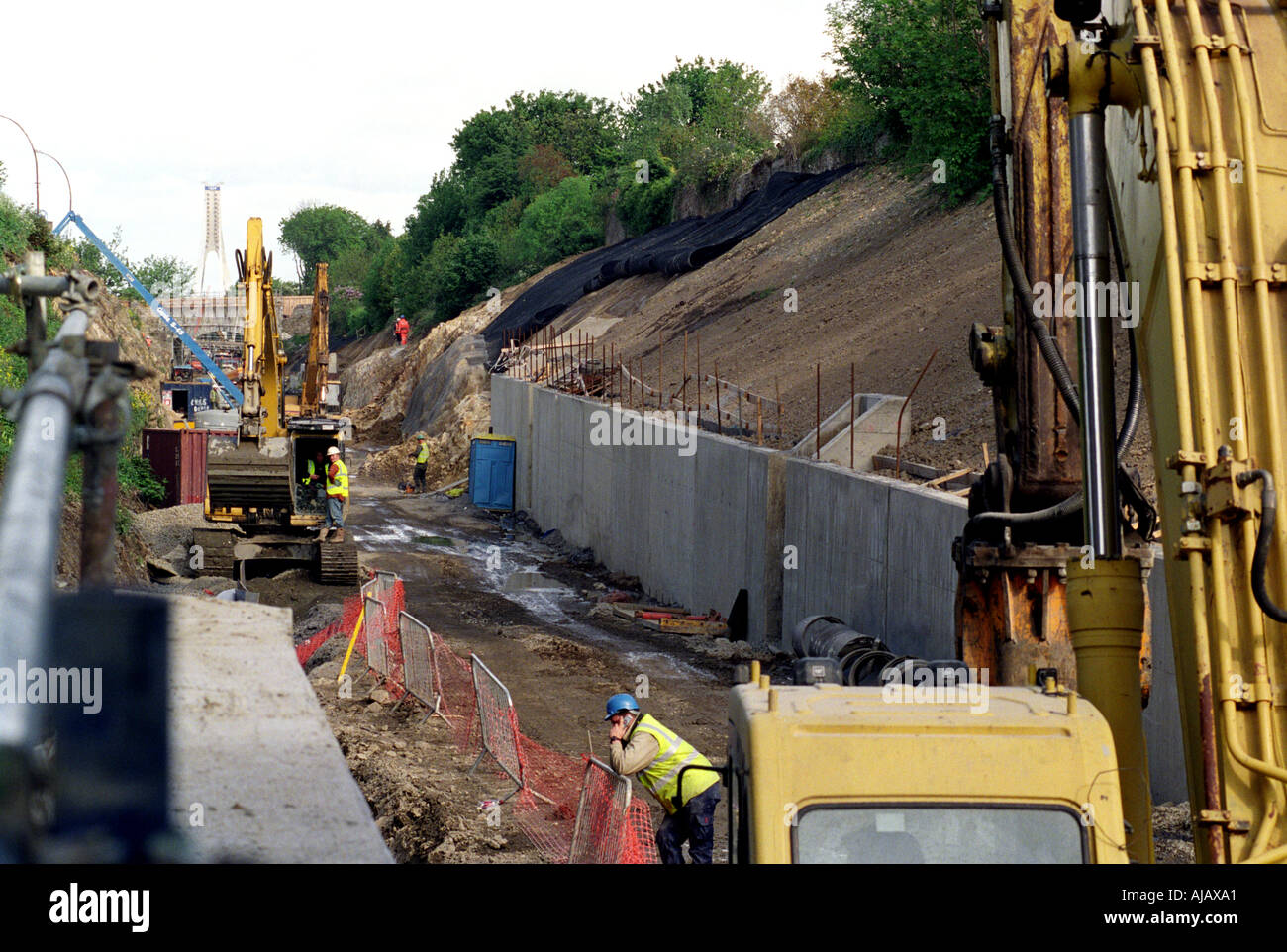Scaffolding blocks blockwork brick brickwork concrete cement pouring ...