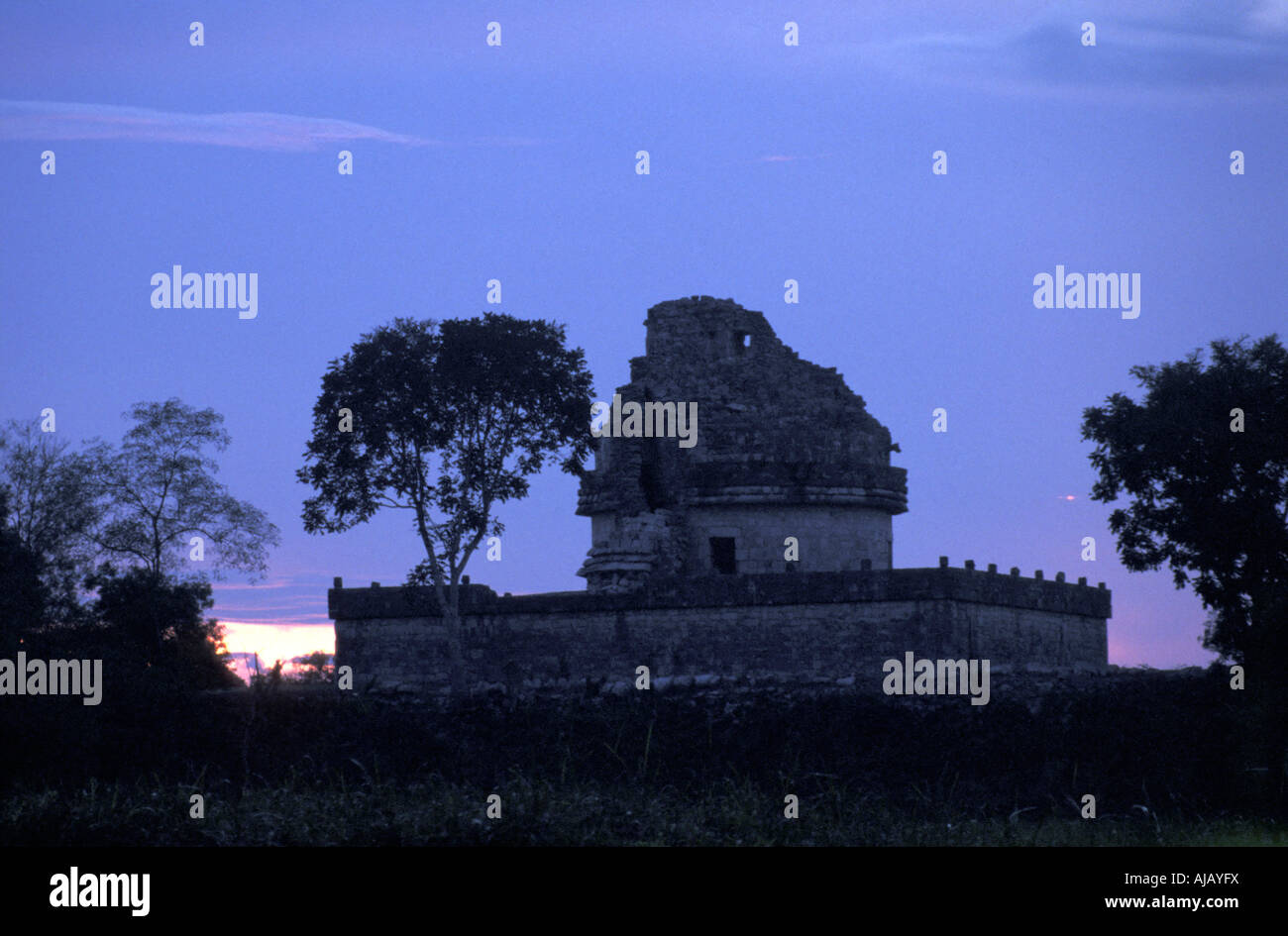 El Caracol Mayan astronomical observatory at dusk, Chichen Itza ...