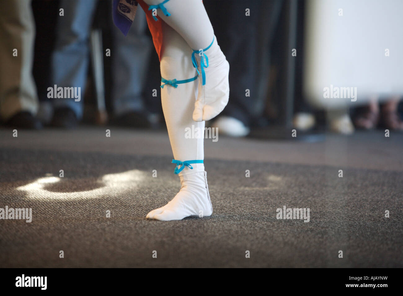 Legs performer hi-res stock photography and images - Alamy