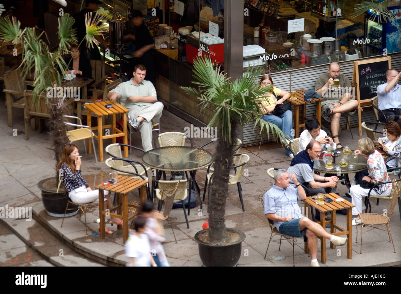 Cafe in china hi-res stock photography and images - Alamy