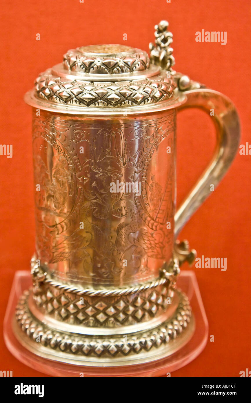 Drinking tankard hi-res stock photography and images - Alamy