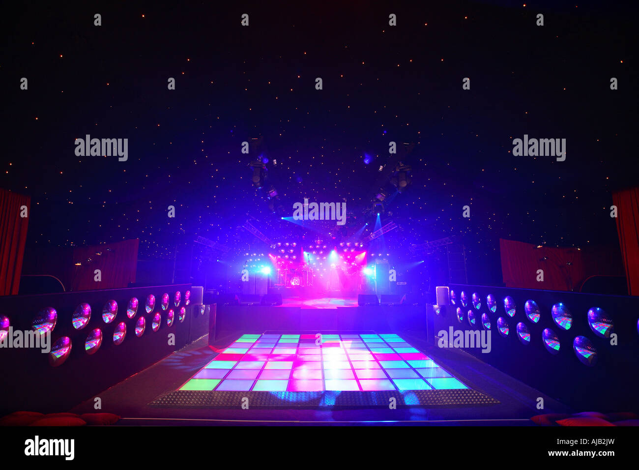 1970s disco club hi-res stock photography and images - Alamy