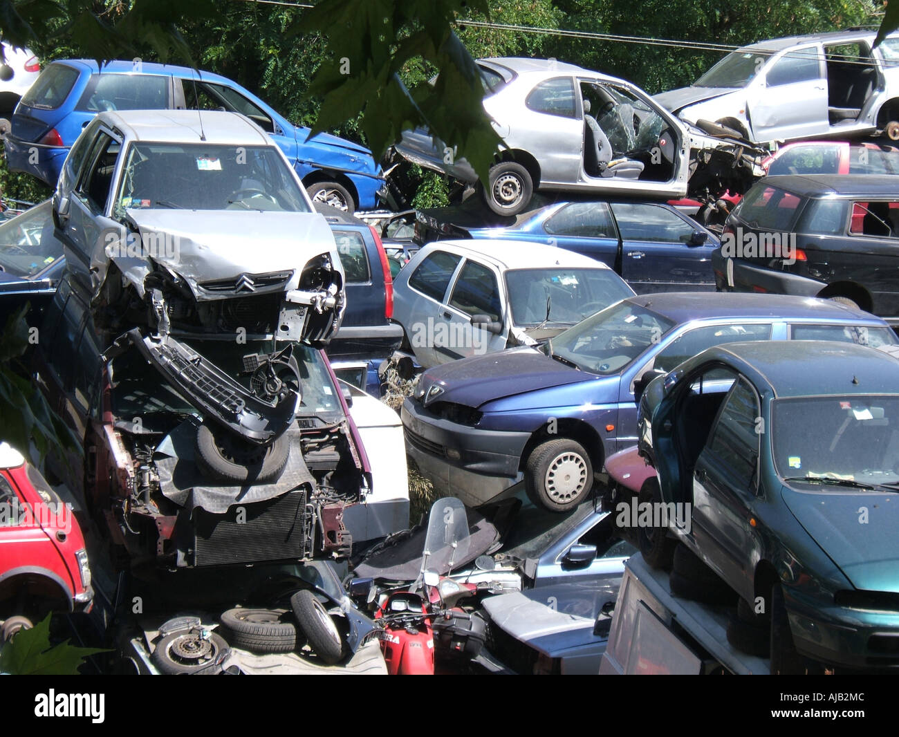 piled up cars in scrap yard Stock Photo - Alamy