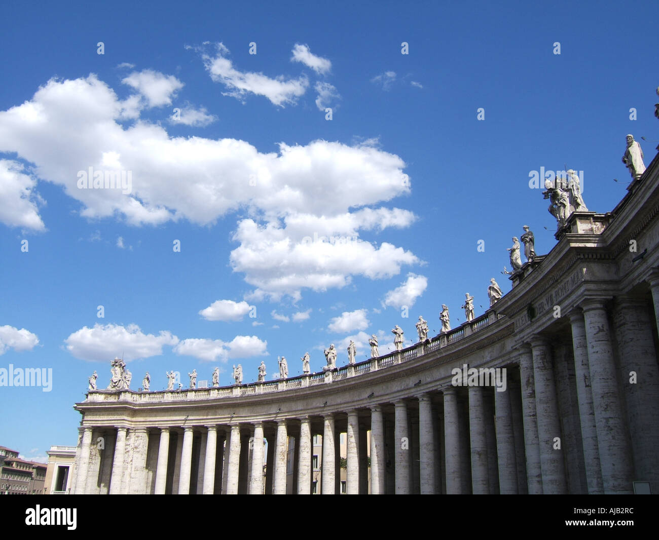 facade of portico in the vatican square, rome Stock Photo - Alamy