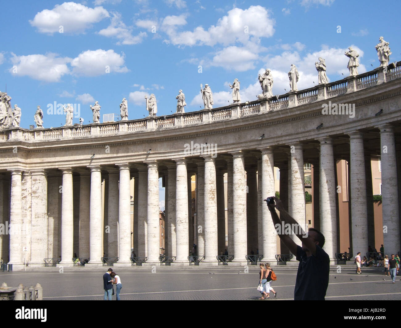 facade of portico in the vatican square, rome Stock Photo - Alamy