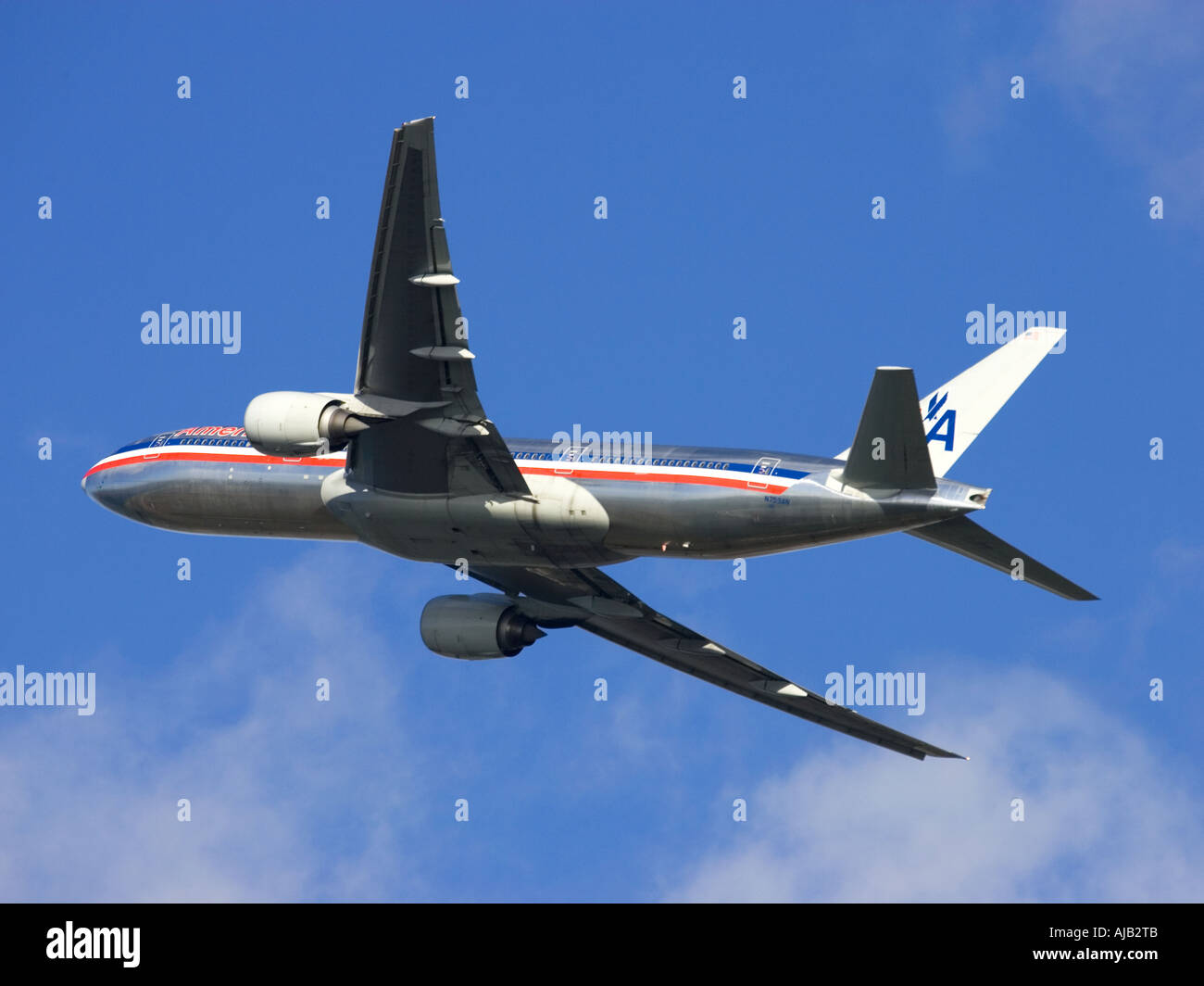 Aerial aeronautic aeronautical commercial hi-res stock photography and ...