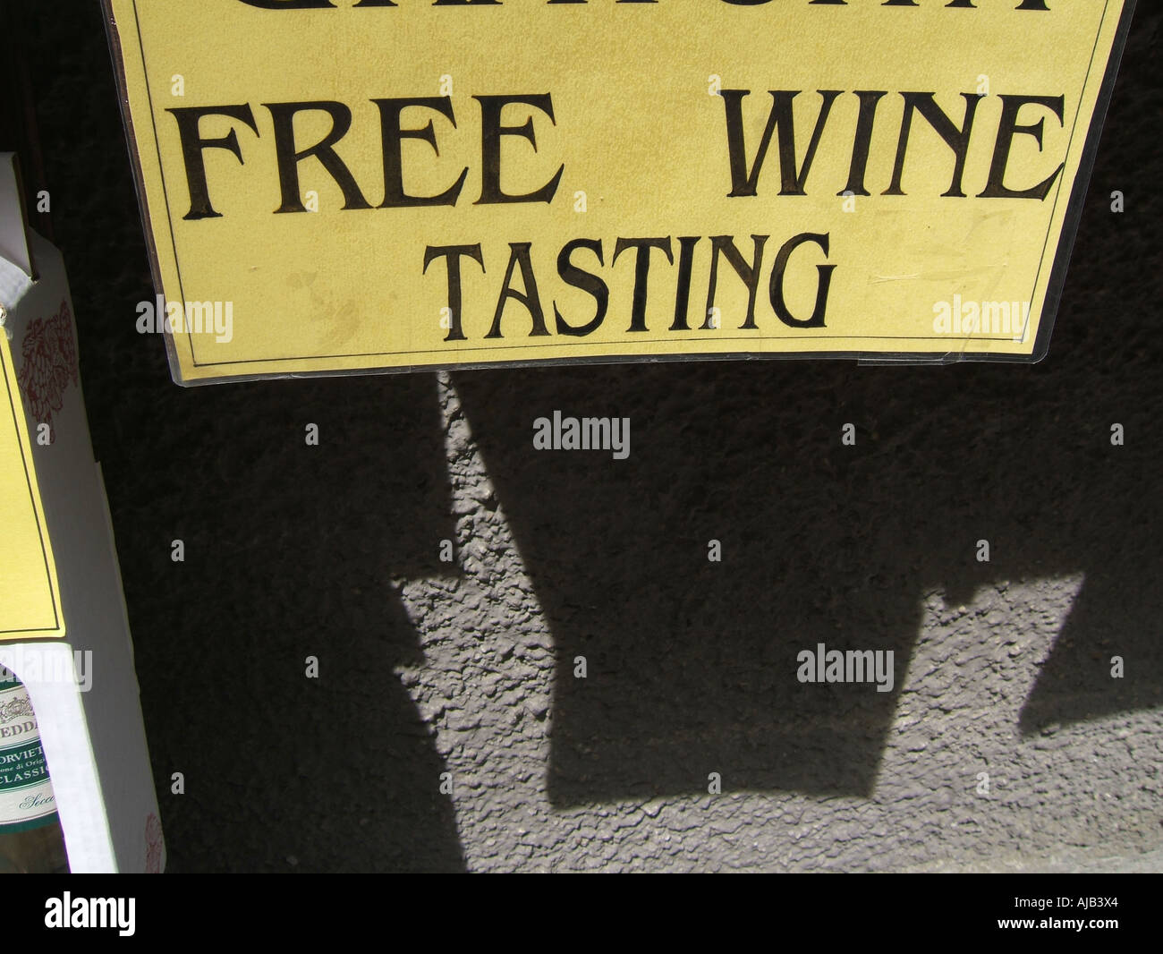 Taste tasting free gratis drink hi-res stock photography and images - Alamy