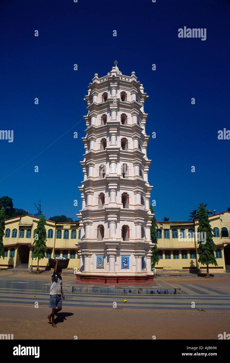 TEMPLE GOA INDIA Asia India Goa Stock Photo - Alamy