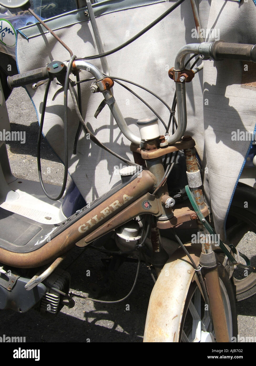 Vandalised motorbike hi-res stock photography and images - Alamy