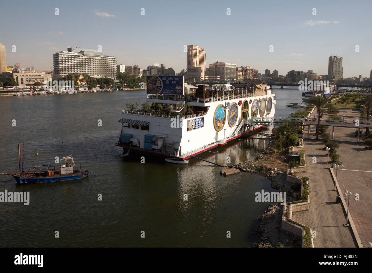 Entertainment In Cairo Egypt