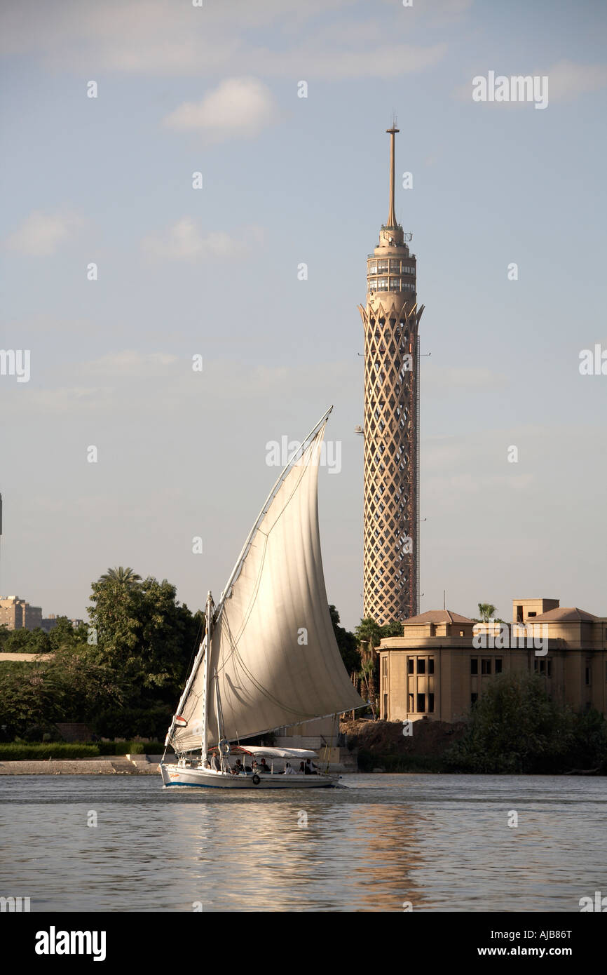 The cairo tower hi-res stock photography and images - Alamy
