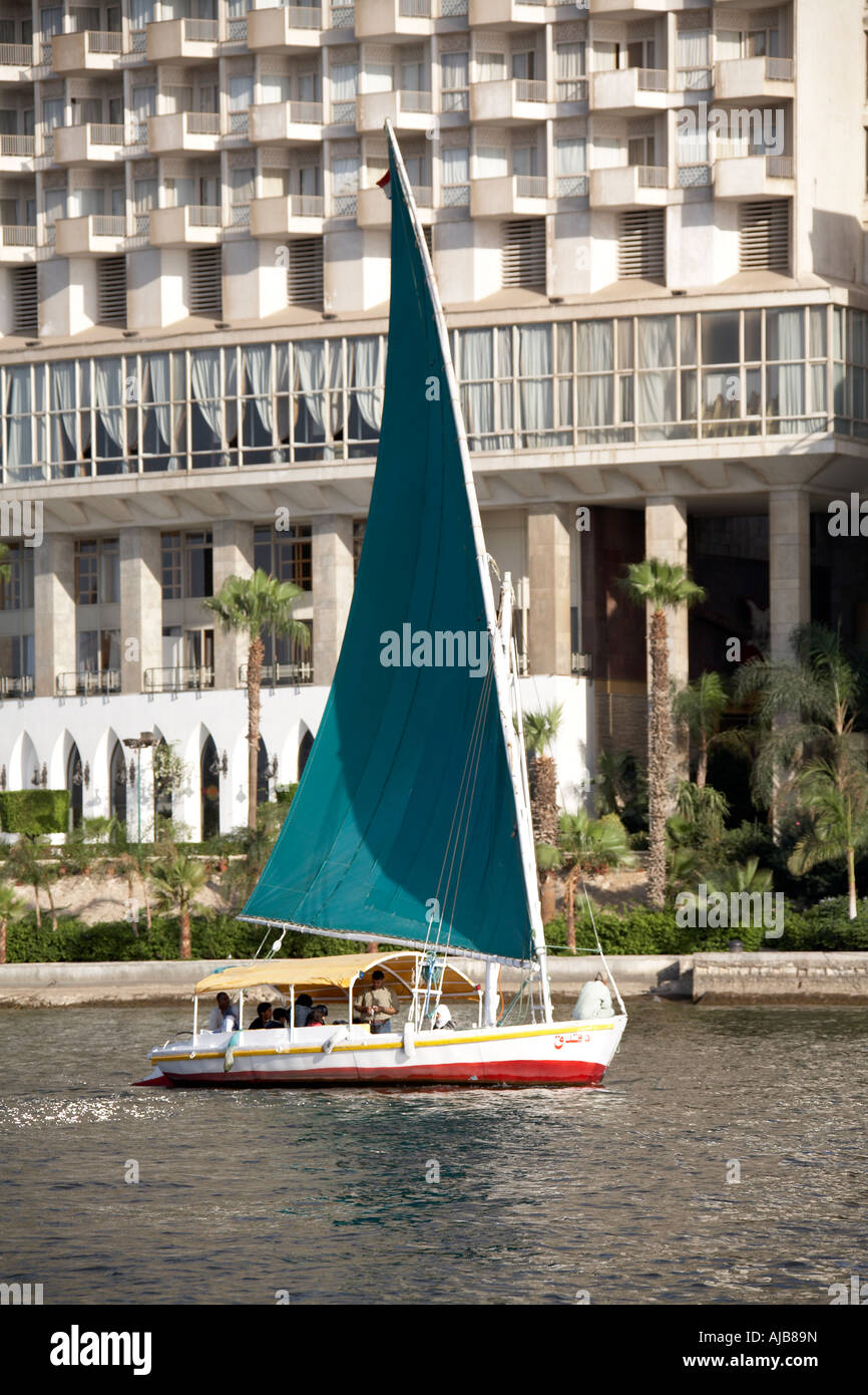 Ancient egypt river boat hi-res stock photography and images - Alamy