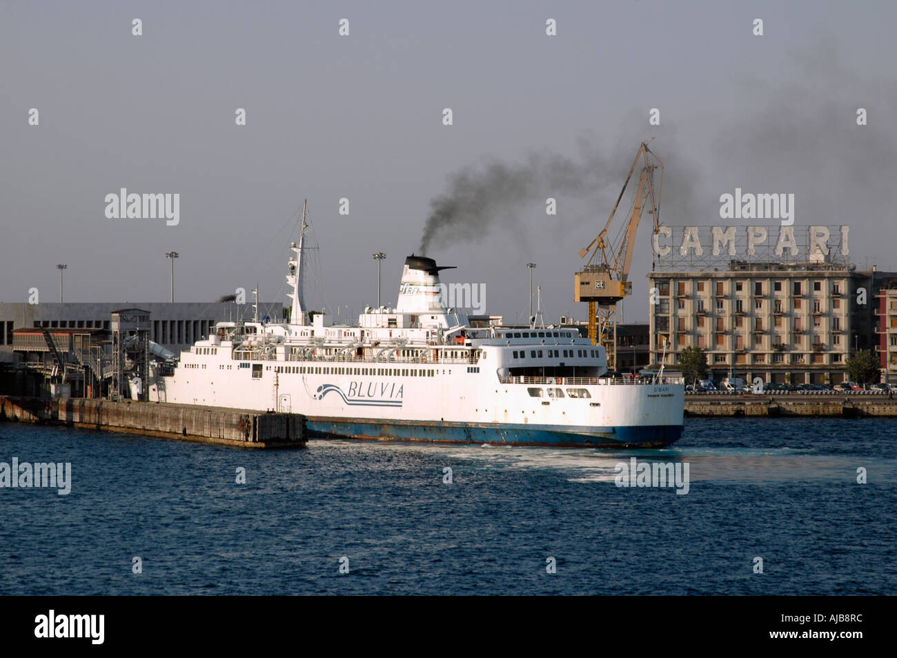 ferry entering the port of Messina Stock Photo - Alamy