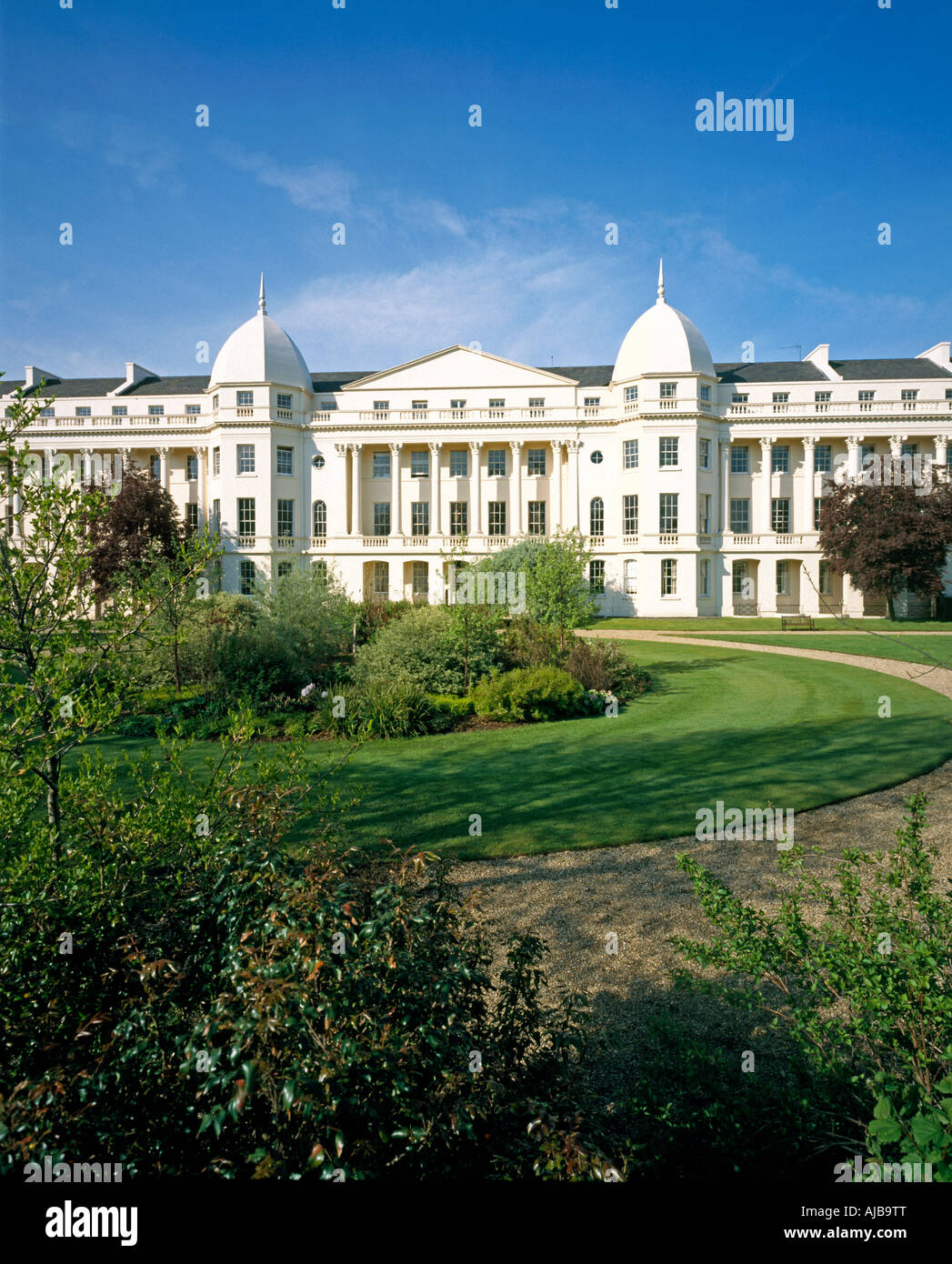 British school building hi-res stock photography and images - Alamy