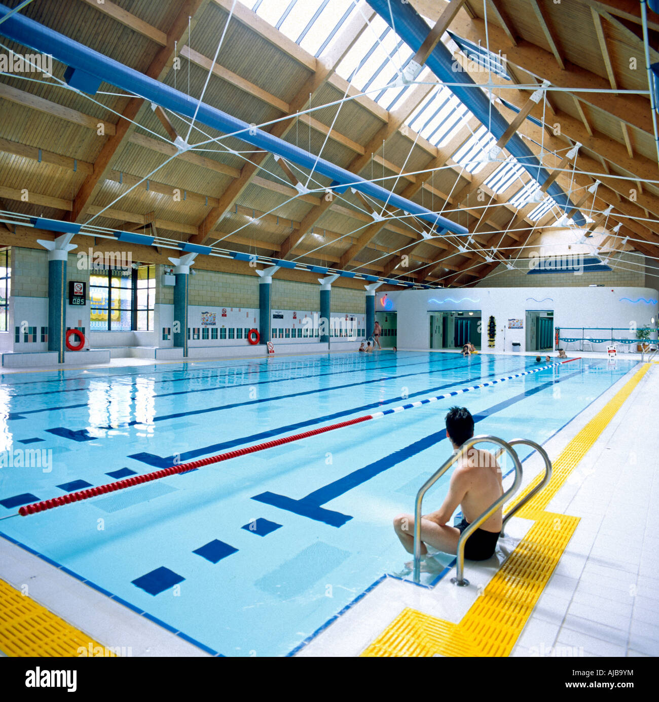 Swmming hi-res stock photography and images - Alamy