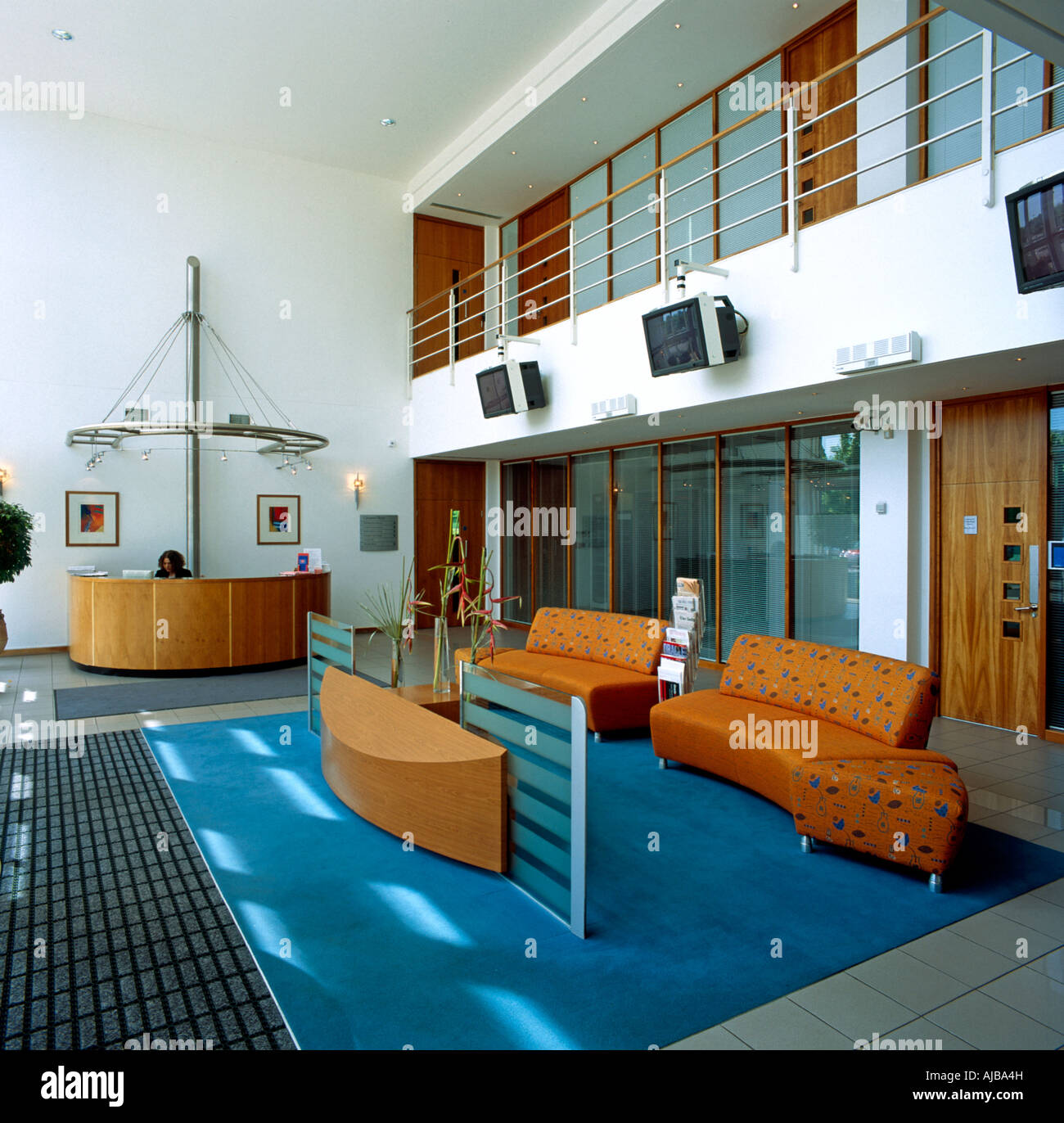 Office building foyer HXXZsm Stock Photo - Alamy