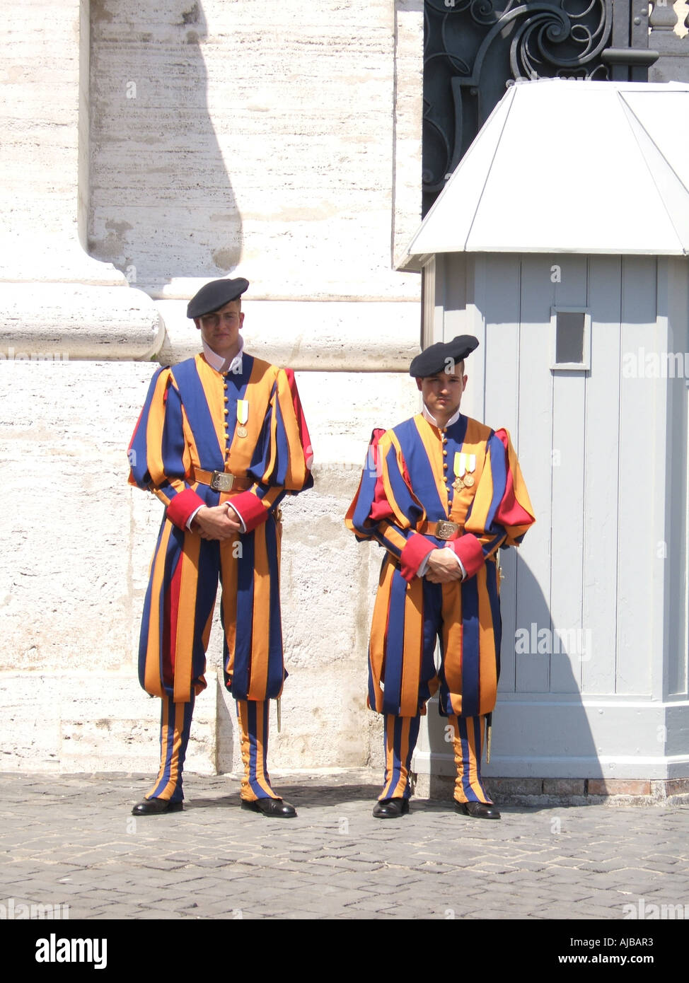 two swiss guards in the vatican, rome Stock Photo - Alamy