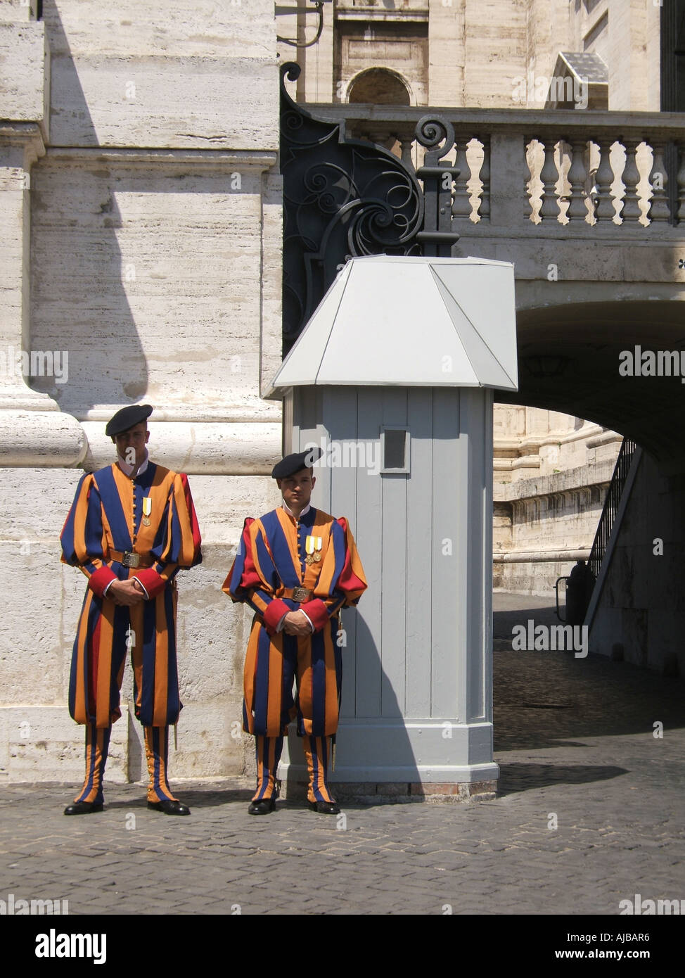 two swiss guards in the vatican, rome Stock Photo - Alamy