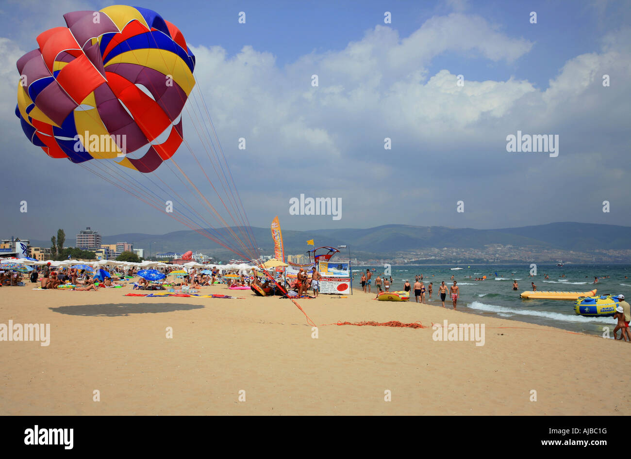 Sunny Beach, Parasailing from the beach Stock Photo - Alamy