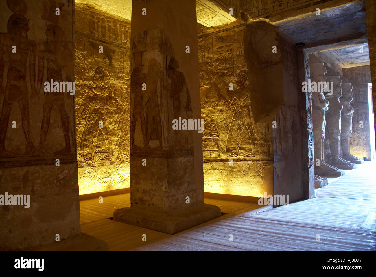 Abu simbel temple interior hi-res stock photography and images - Alamy