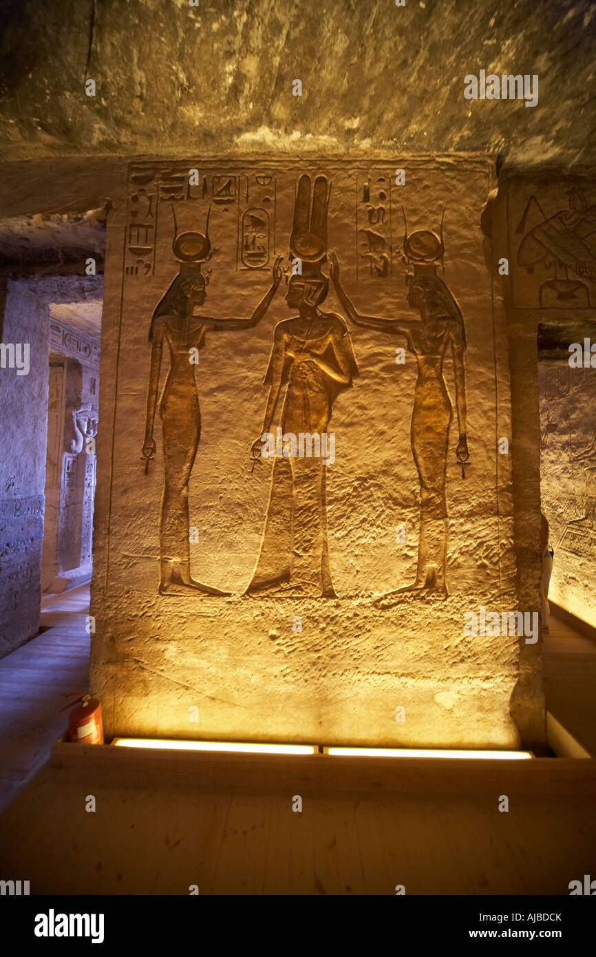 Tomb of nefertari hi-res stock photography and images - Alamy