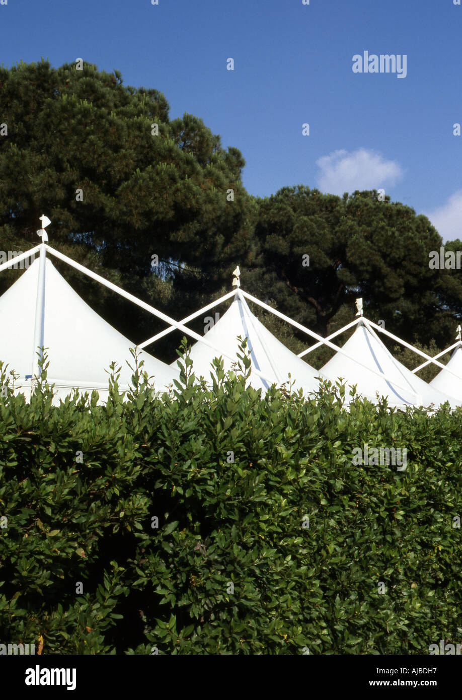Row of vacant stalls hi-res stock photography and images - Alamy