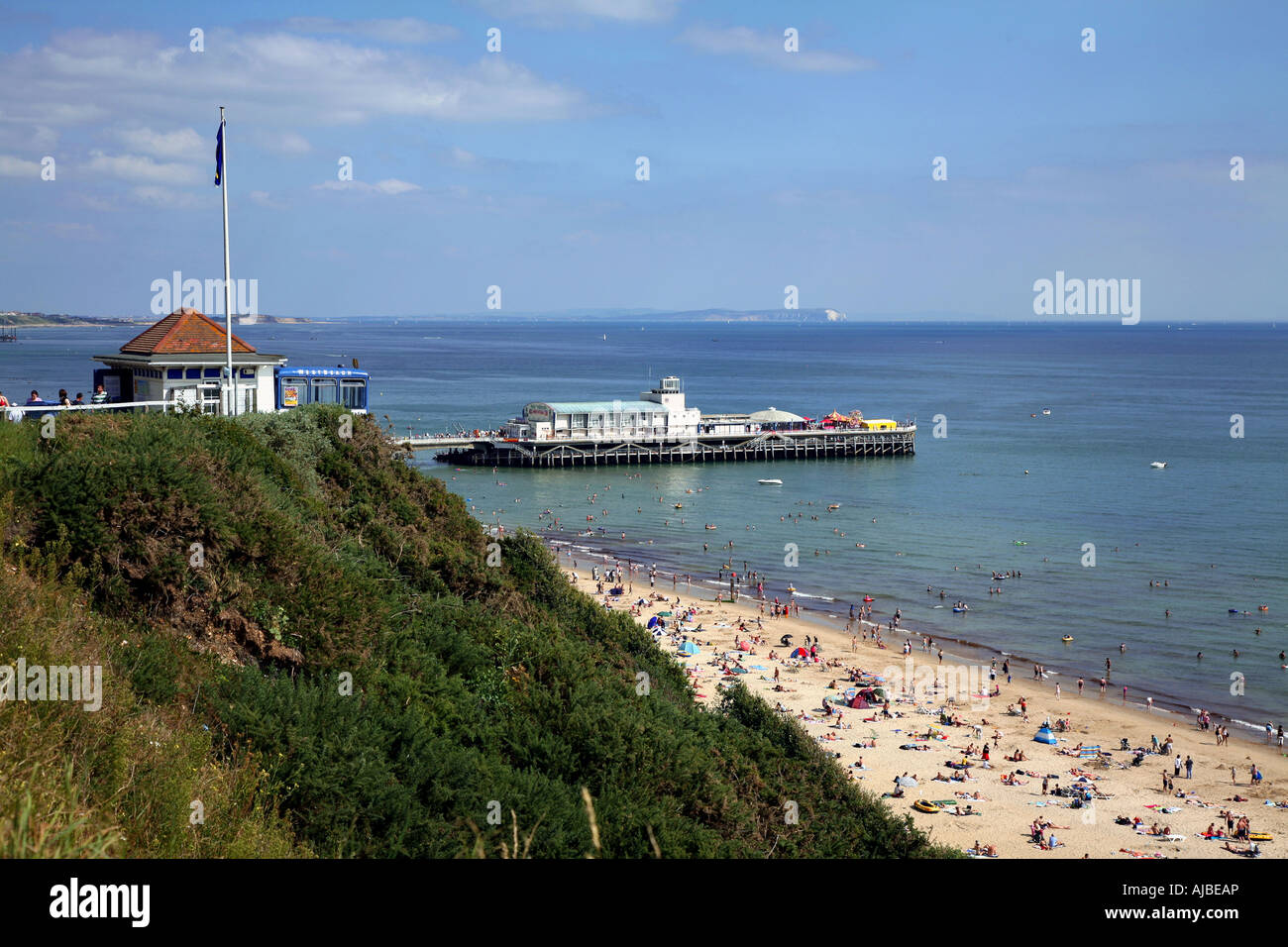 Bournemouth cliff lift bournemouth hi-res stock photography and images ...