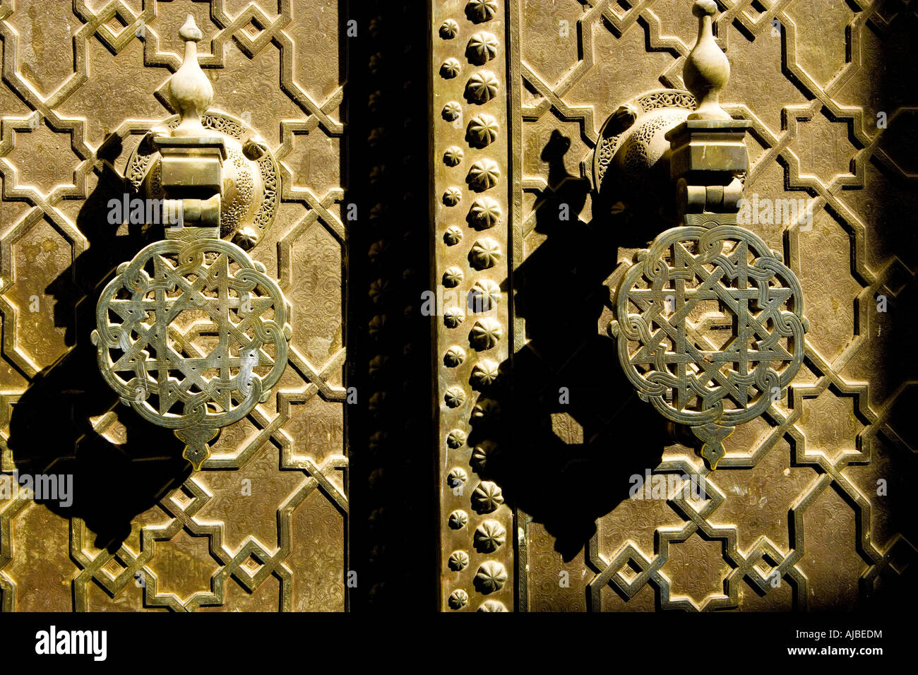 Medersa Islamic Muslim door traditional entrance Stock Photo - Alamy