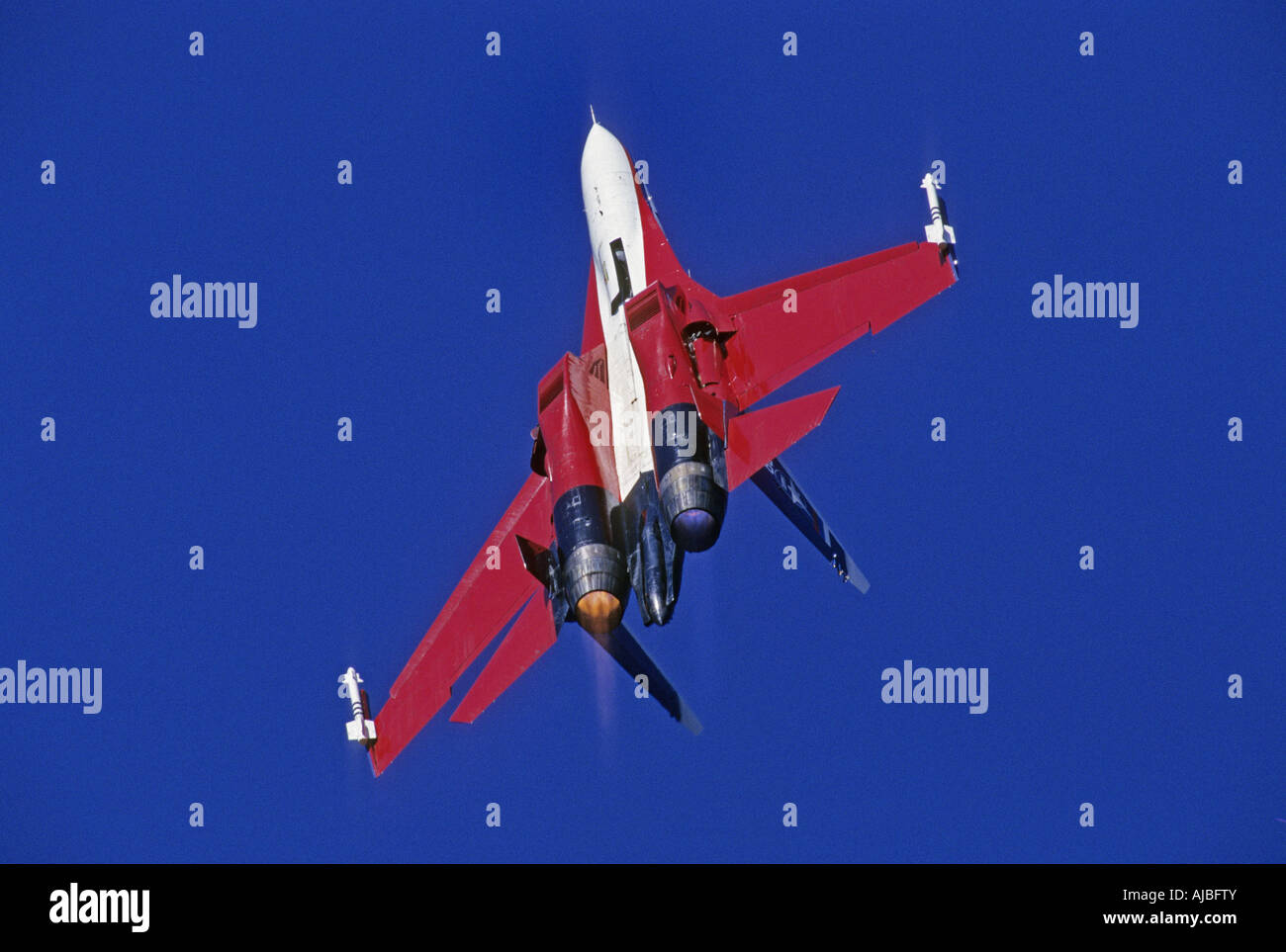 The Sukhoi Su-27 Flanker jet fighter aircraft Stock Photo - Alamy