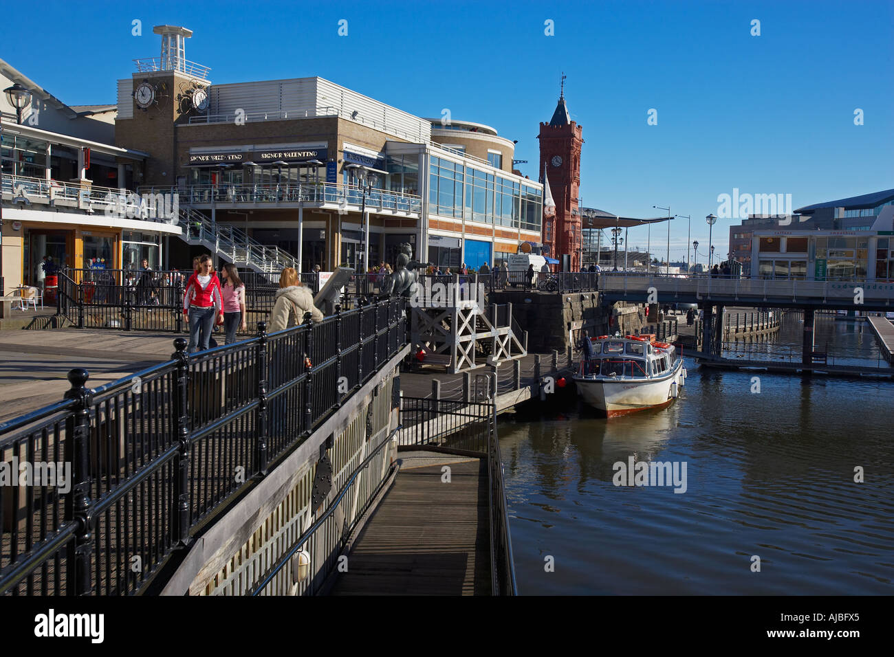 Cardiff Bay Harbour Front Stock Photo - Alamy