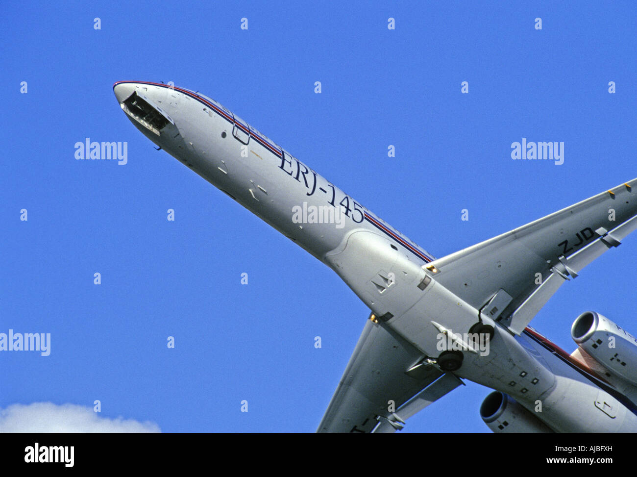Embraer aircraft hi-res stock photography and images - Alamy