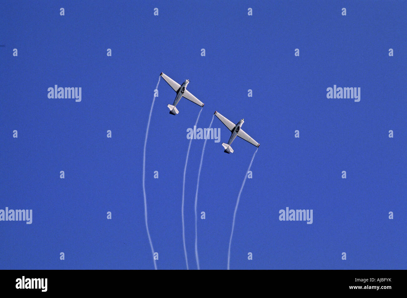 Formation Aerobatic Flight of Fournier RF4D Motorgliders at Biggin Hill ...