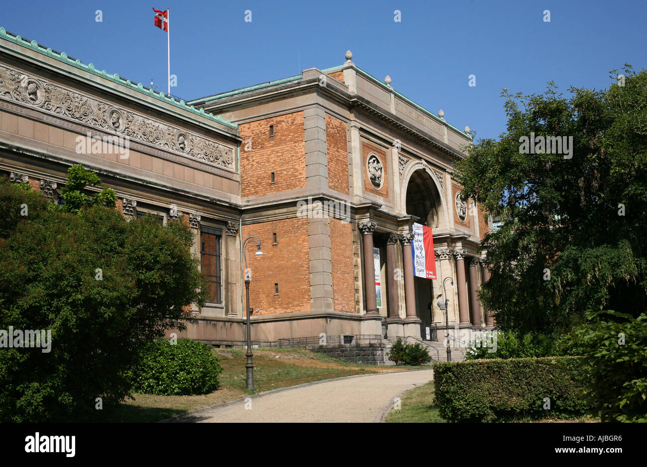 Copenhagen museum of art hi-res stock photography and images - Alamy