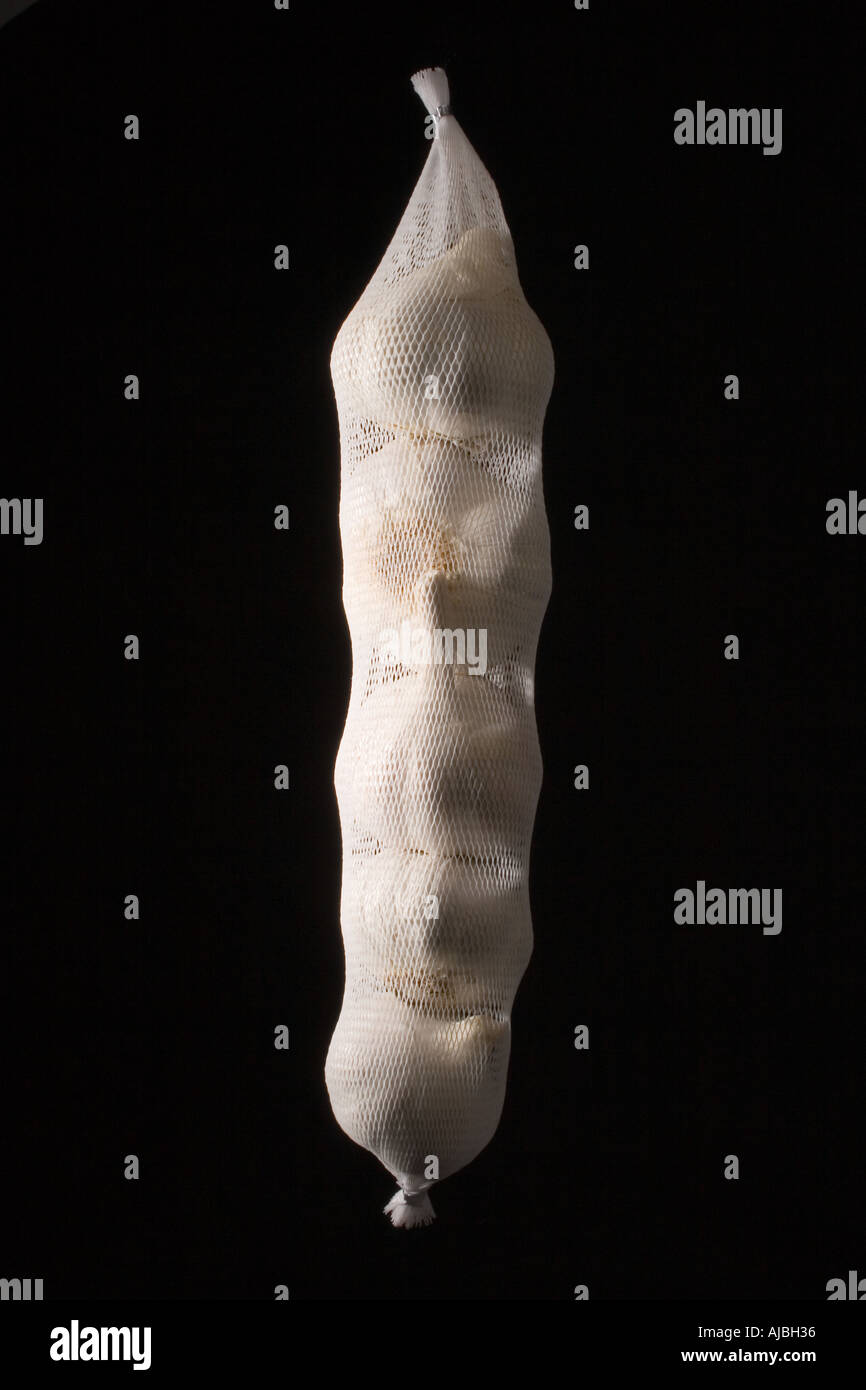 Five garlic bulbs hi-res stock photography and images - Alamy