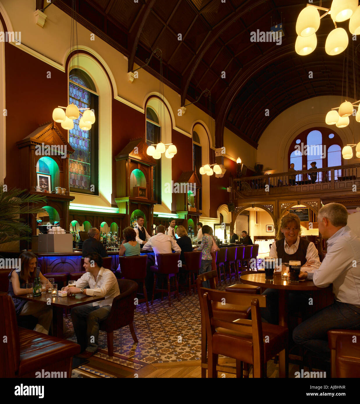 An Irish bar at night in Co Kildare Stock Photo - Alamy