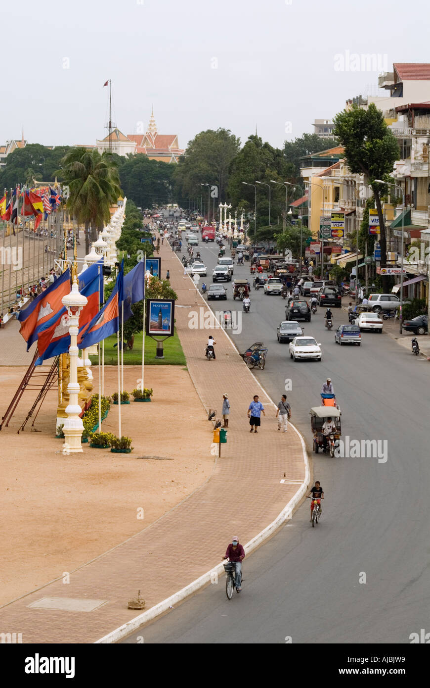 Cambodia Phnom Penh Sisowath Quay Stock Photo - Alamy