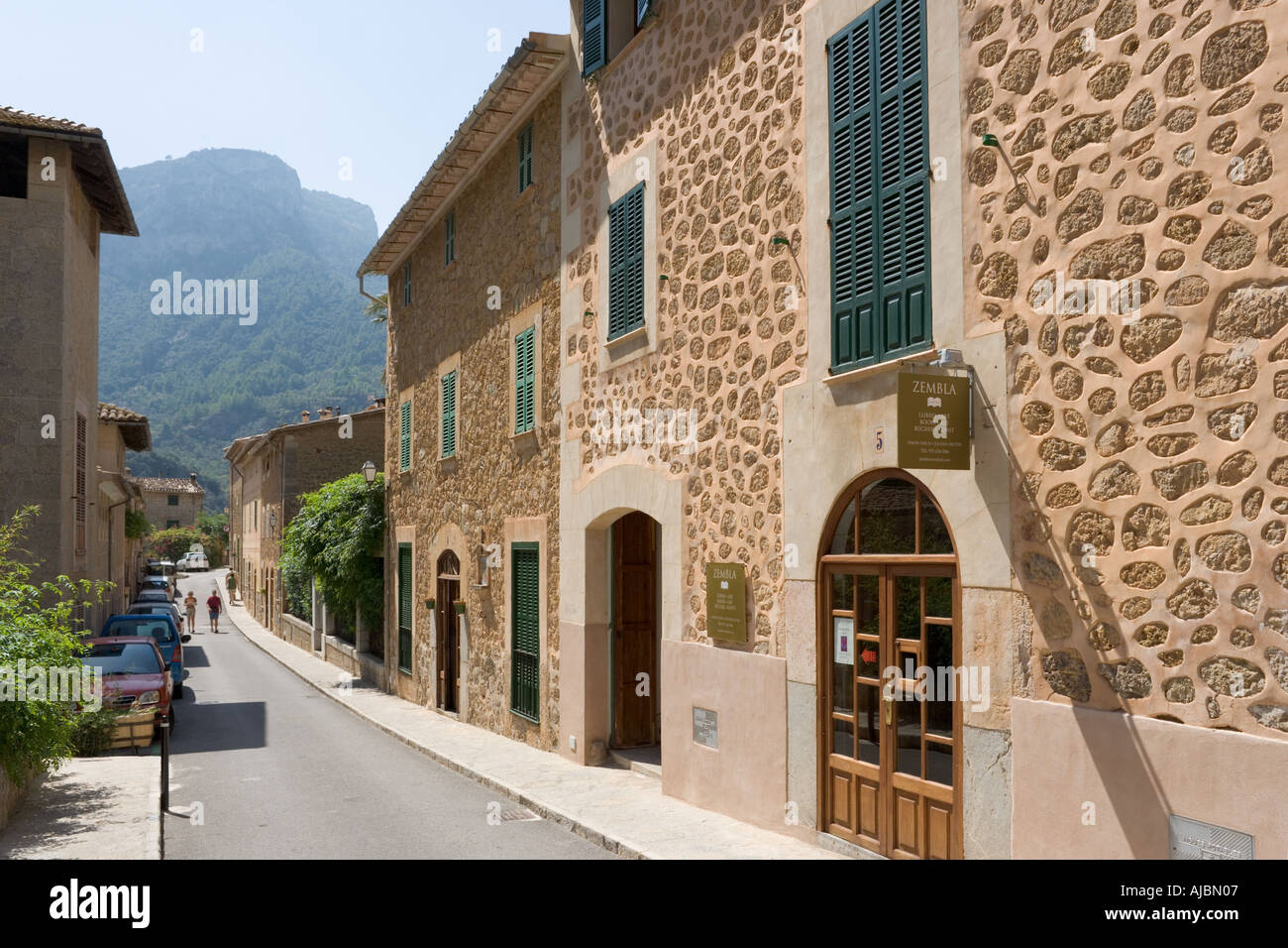 Deia mallorca High Resolution Stock Photography and Images - Alamy