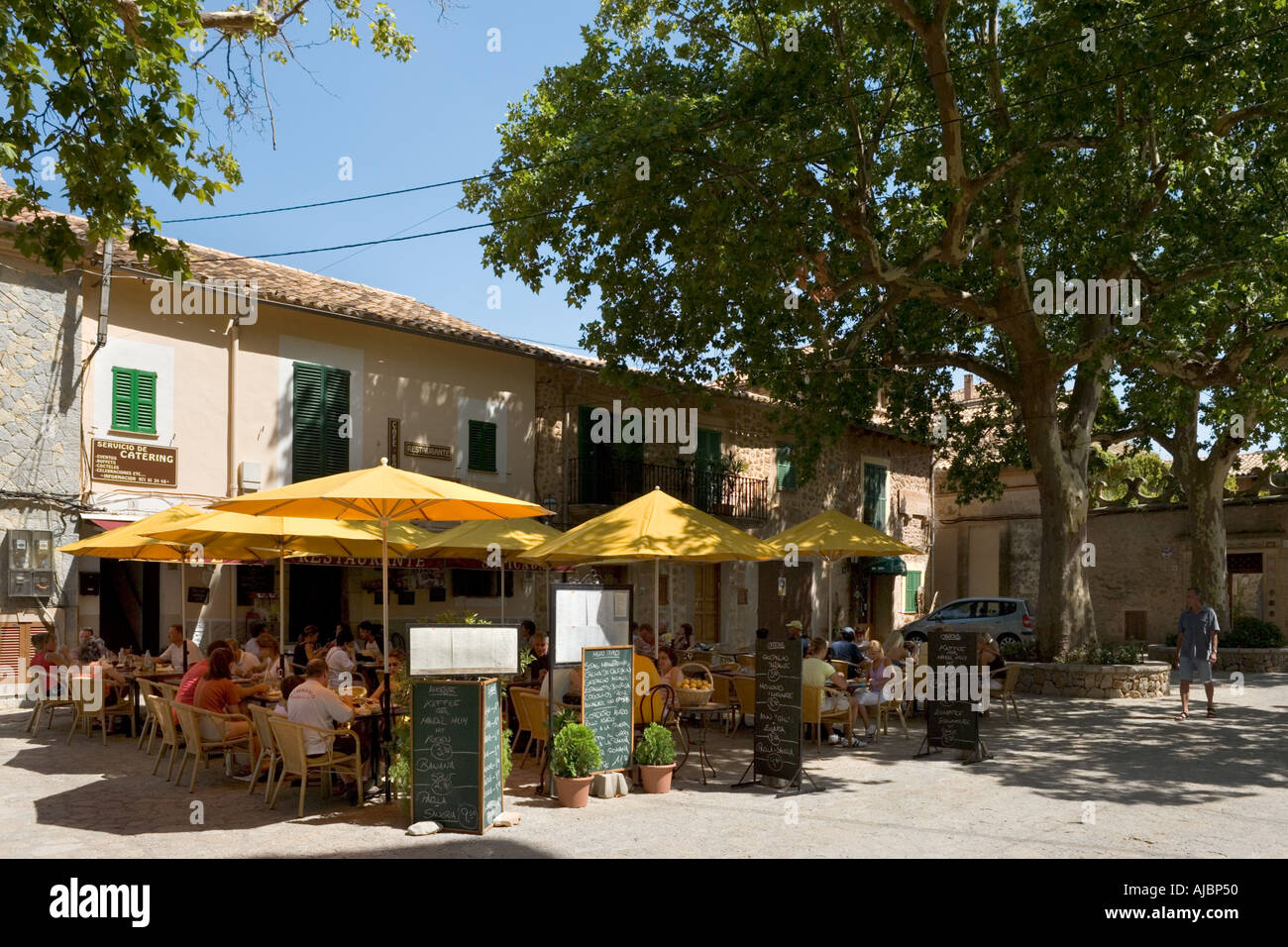 Restaurant in the Placa de Cartoixa, Old Town of Valldemossa, West ...