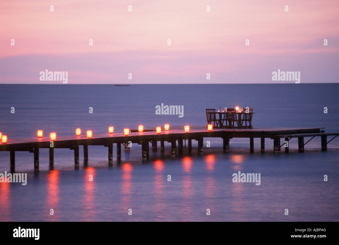Pier table hi-res stock photography and images - Alamy
