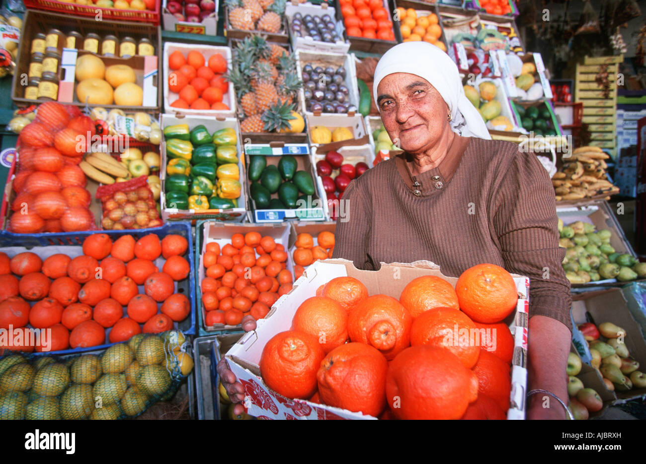 Portrait of an Old Woman Selling Fruit and Vegetables Stock Photo - Alamy