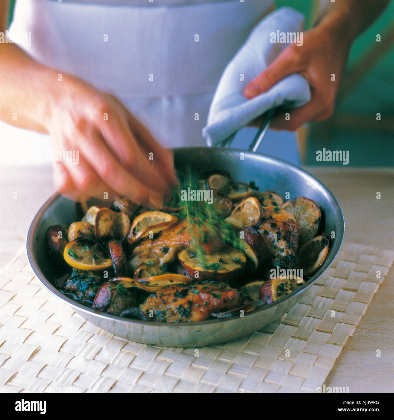 Lemon Roast Chicken Stock Photo - Alamy