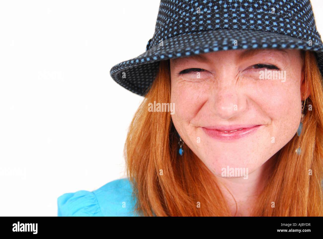 Woman wearing long purple hi-res stock photography and images - Alamy