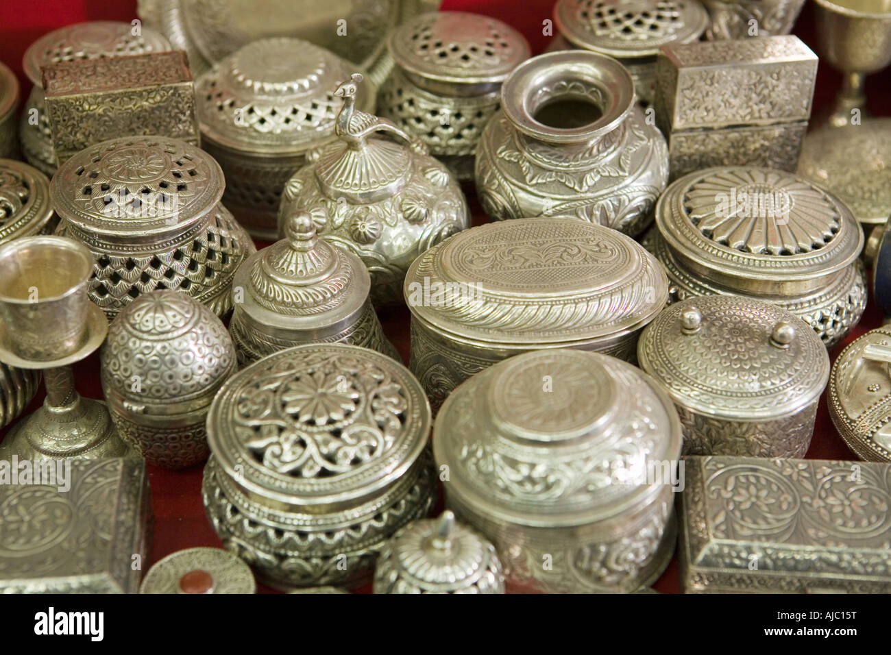 Omani silver hi-res stock photography and images - Alamy