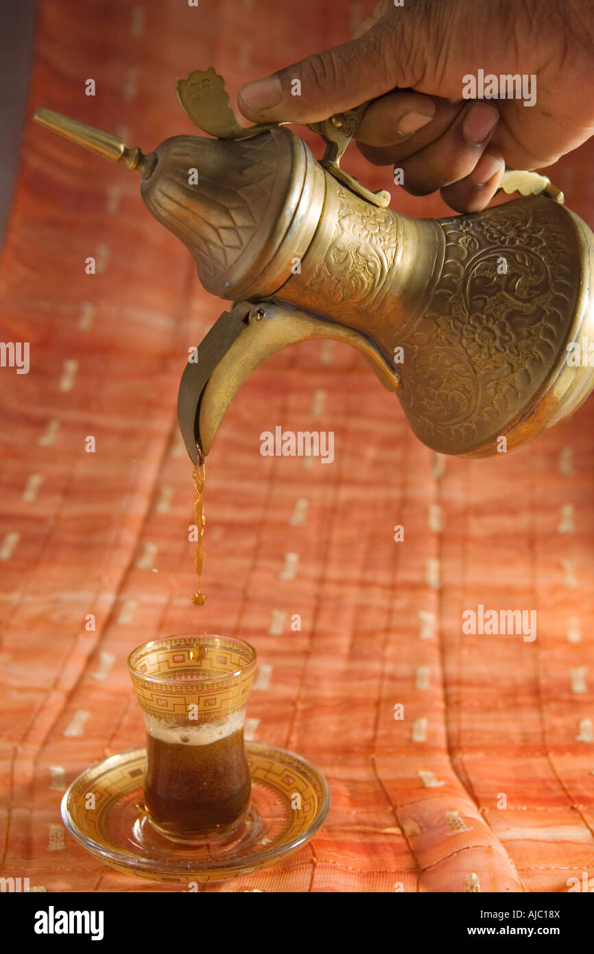 Dubai tea pot hi-res stock photography and images - Alamy
